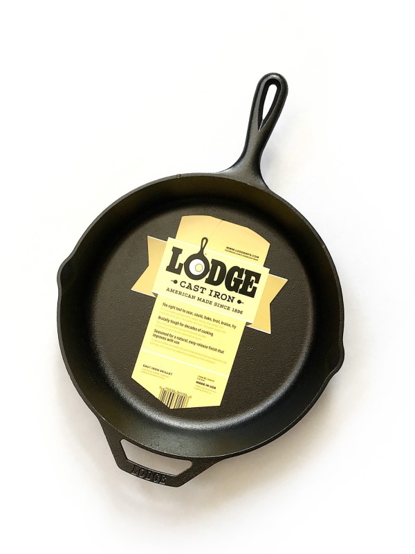 Bagaimana Cara Men-Season Cast Iron mu? - Pantry Magic